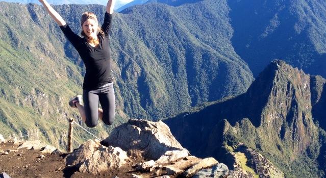 9 Travel Bloggers Share Their Best Budget Travel Tips – Life is a Camino